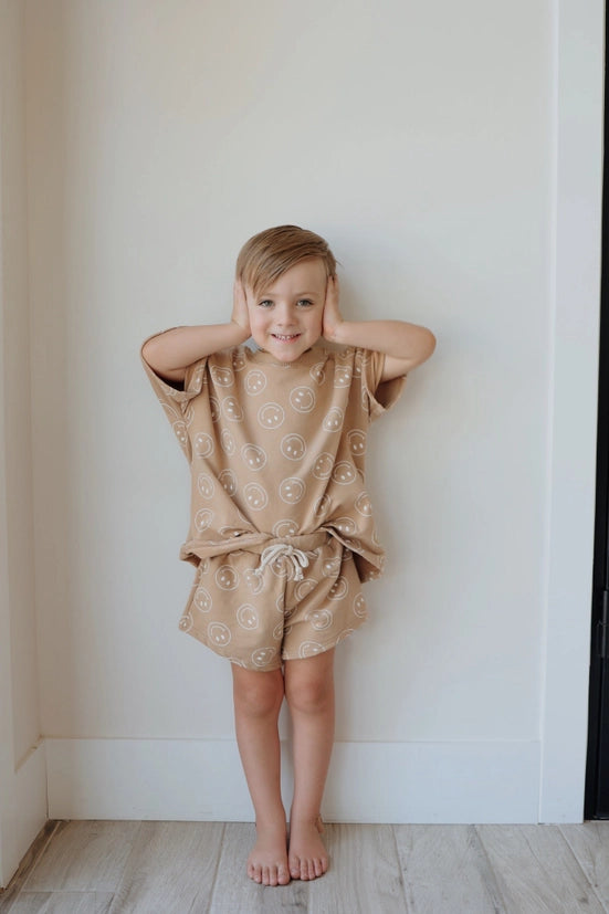 Smiley Face Set – Unhinged Lifestyle Boutique